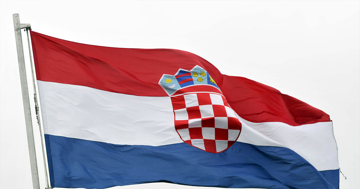 Drama u Kninu, nestala zastava