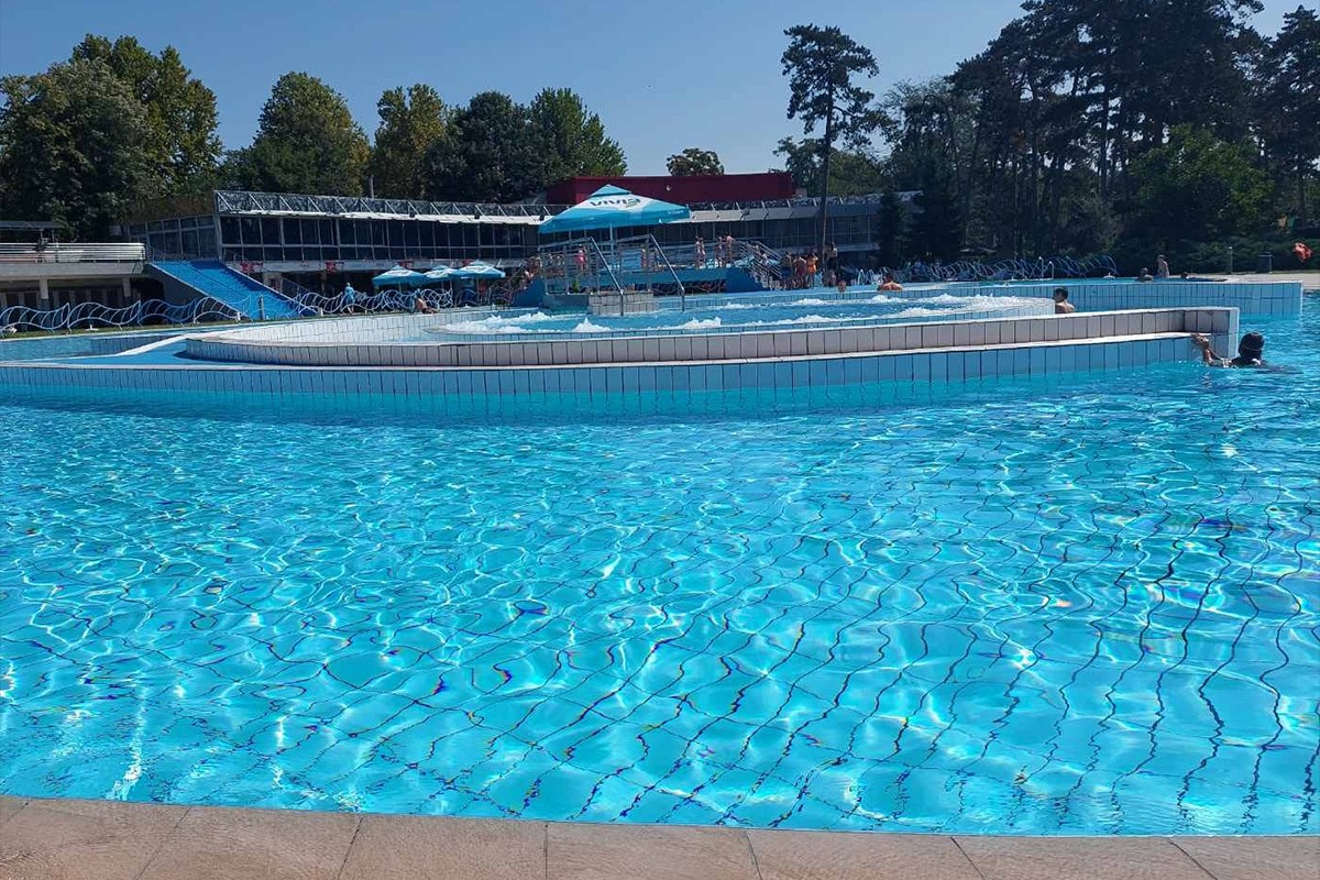 Iz "Aquane" demantuju: "Sutra počinjemo s radom" (FOTO)